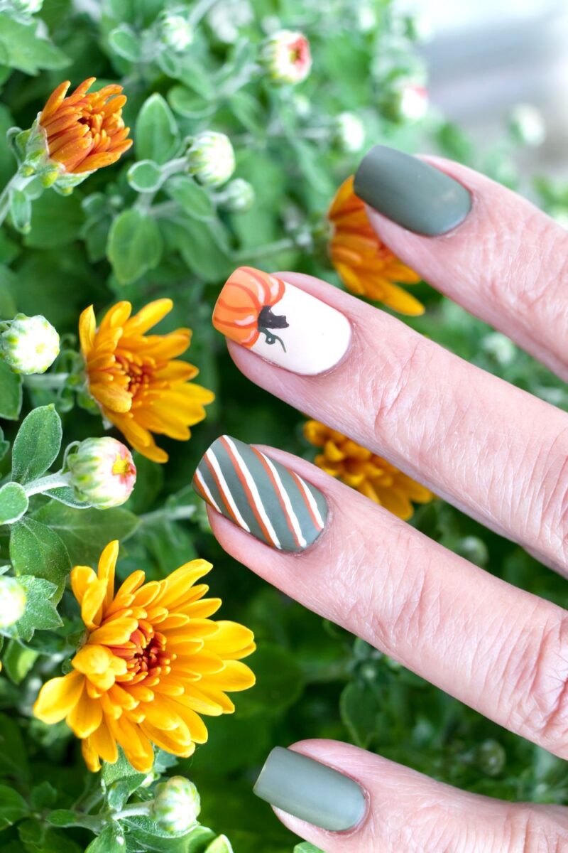 21 Stunning Green Nail Designs to Rock This Fall 2025