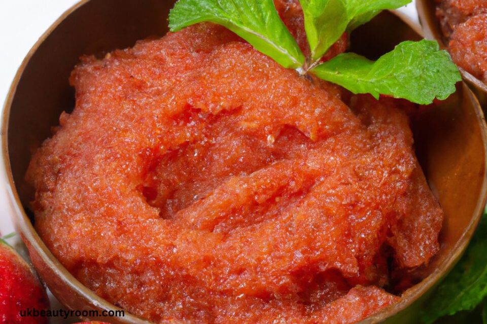 Strawberry Benefits for Skin + DIY Beauty Recipes