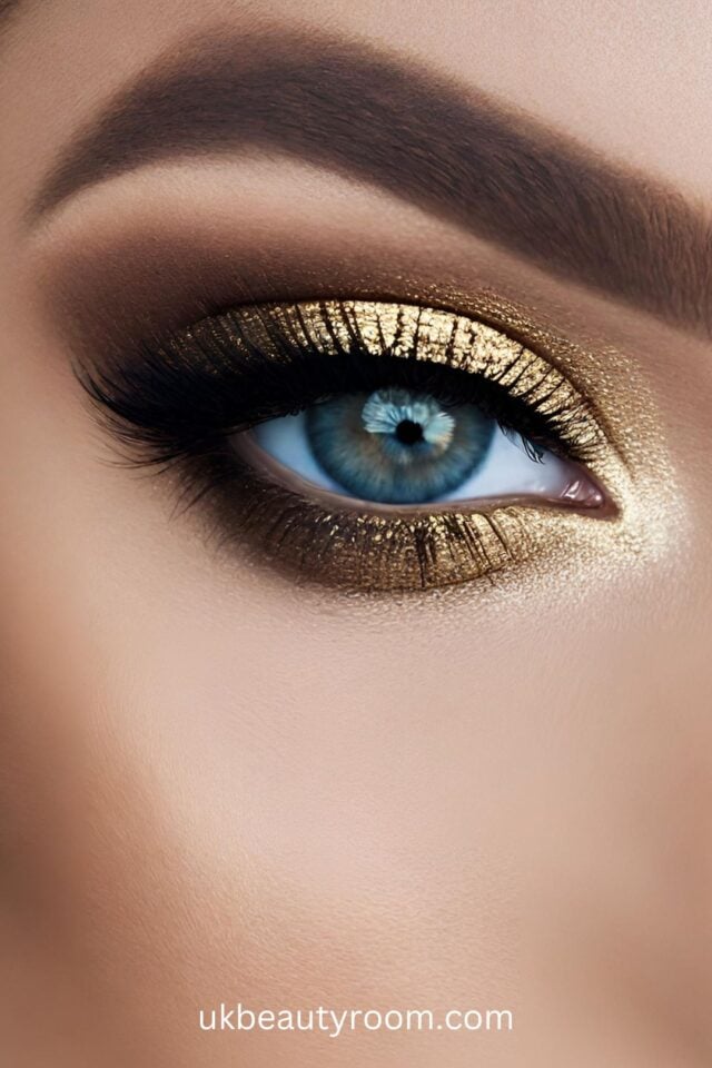 30 Best Smokey Eye Makeup Looks for Blue Eyes