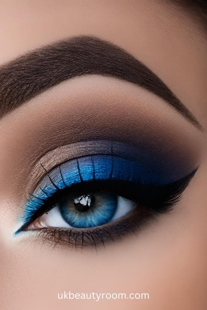 30 Best Smokey Eye Makeup Looks for Blue Eyes
