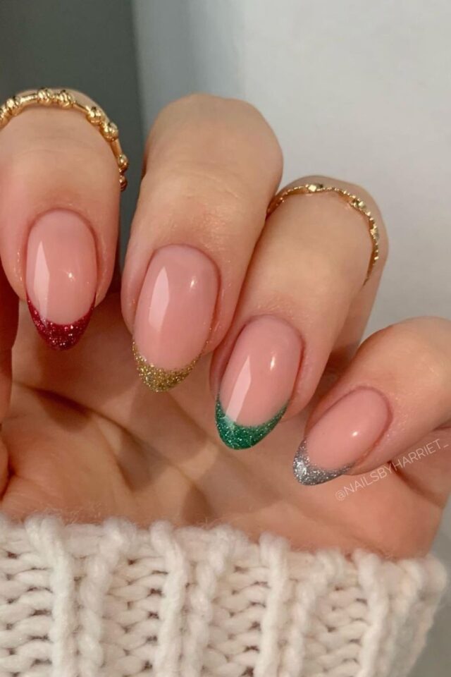 31 Glitter Nail Designs to Glam Up Your Manicure!