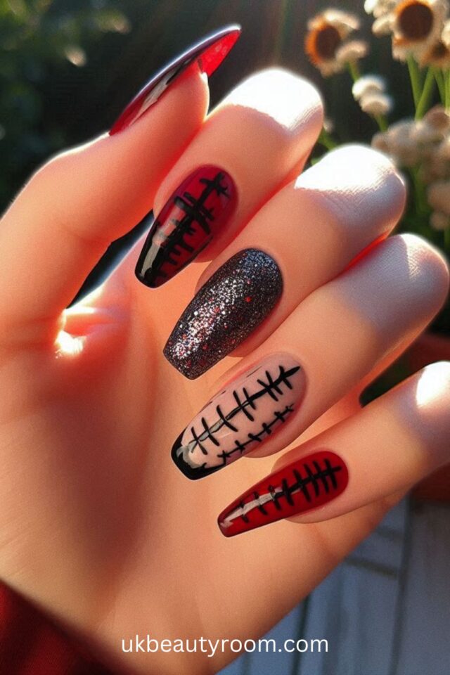 29 Halloween Nail Ideas to Stand Out This Spooky Season