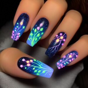 13 Great Glow in the Dark Nail Polishes!