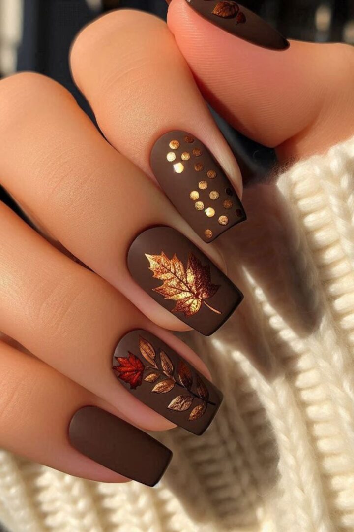 21 Stunning Fall Nail Ideas for Autumn 2025