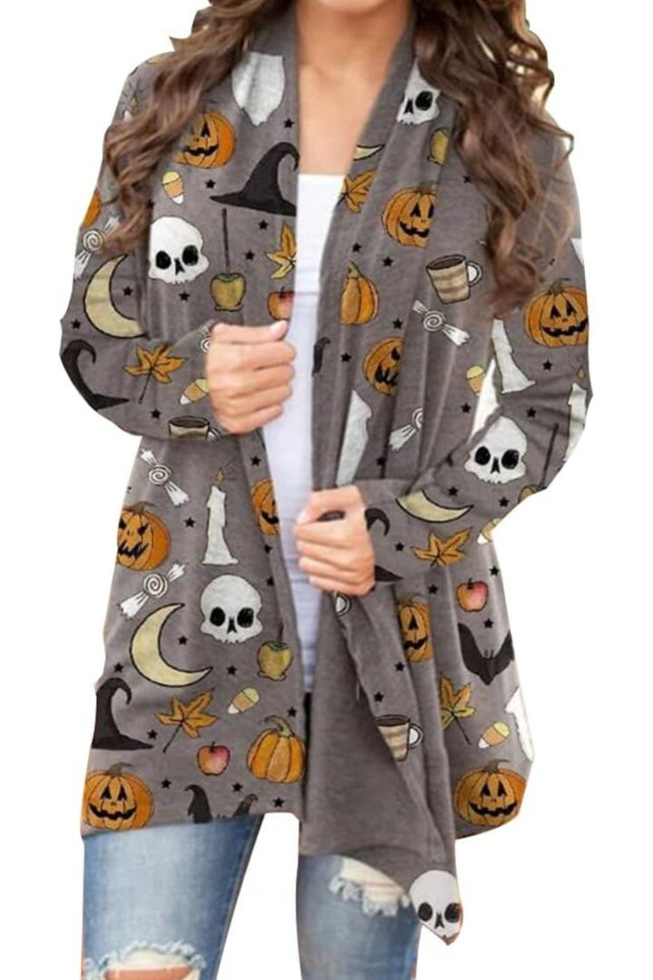 17 Spooky and Stylish Halloween Outfits for Women