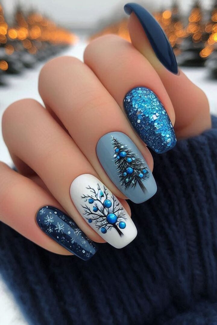 61 Stunning Blue Christmas Nail Ideas for 2025