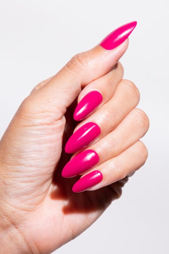 37 Simple Nail Designs That Are Plain, Cute & Trendy in 2025