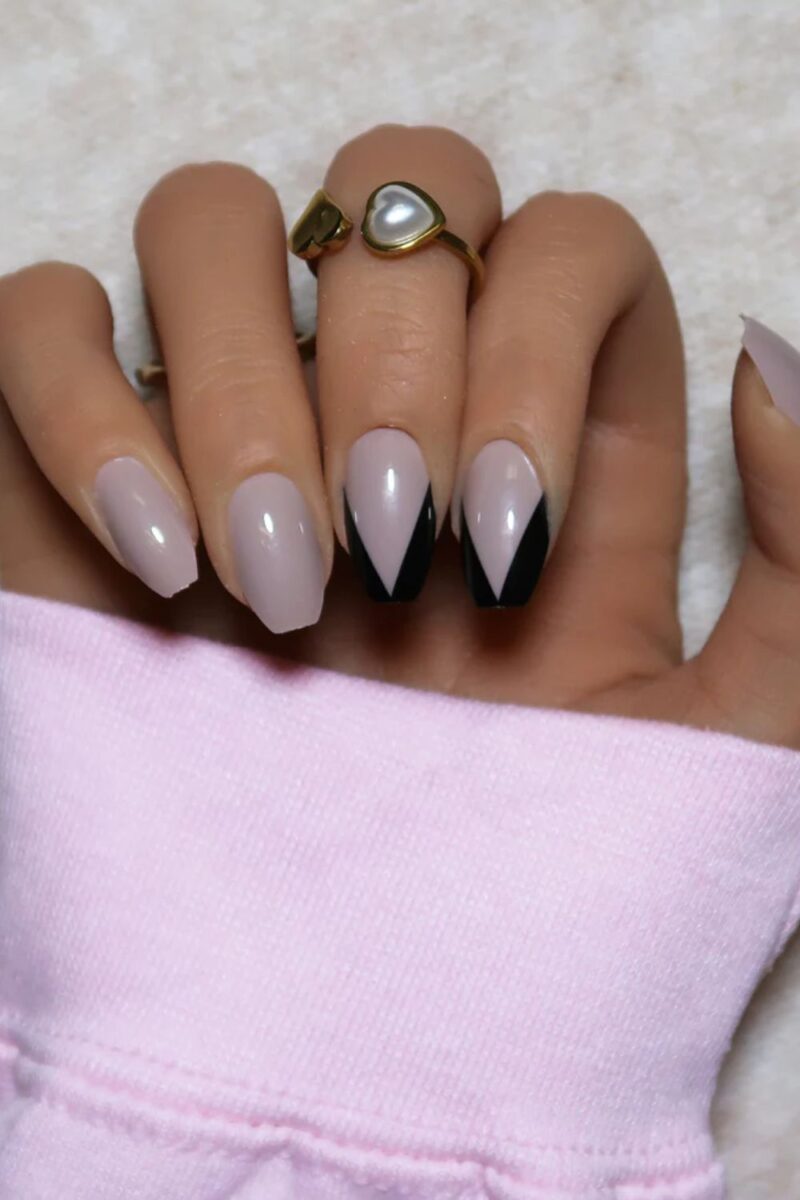 37 Simple Nail Designs That Are Plain, Cute & Trendy in 2025