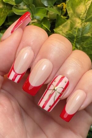 100+ Red Christmas Nails for a Festive Winter Look